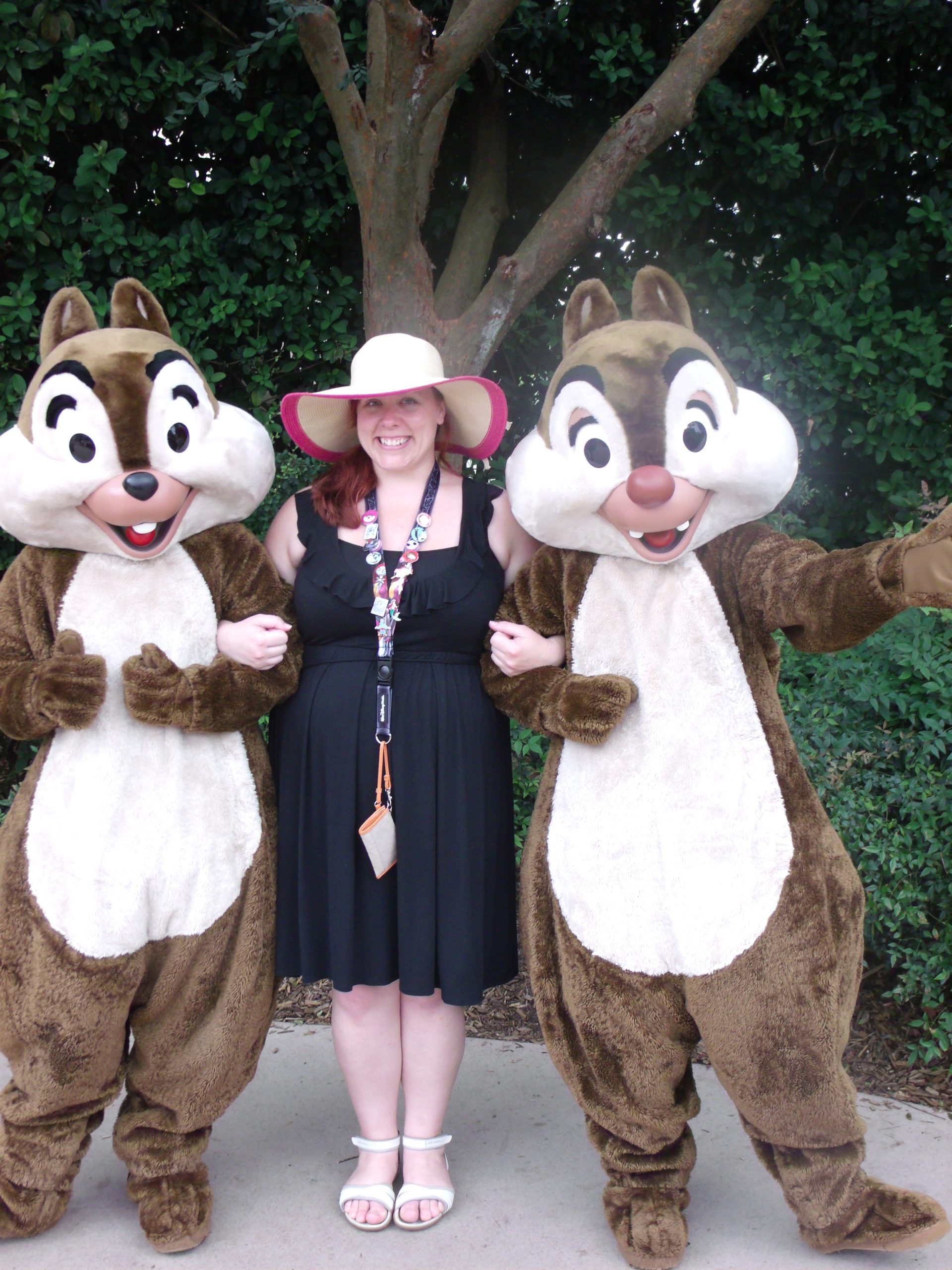 The Great Disney Character Hunt – Quirky Chrissy